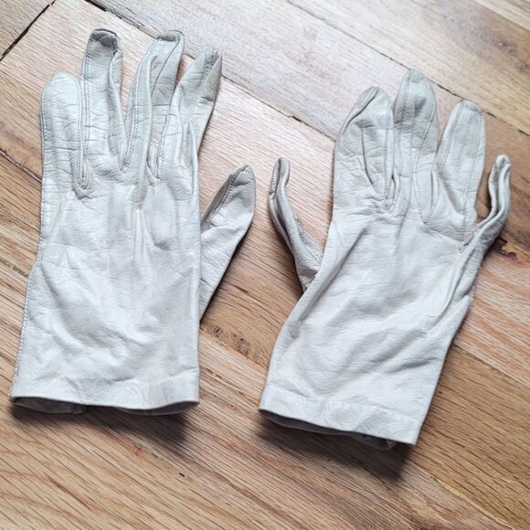 Grandoe | Accessories | Grandoe Softlamb Leather Dress Driving Gloves ...